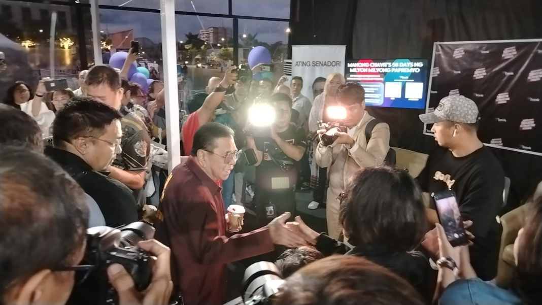 Manong Chavit Singson Launches VBank: A Revolutionary Step in Digital Banking | ReZirb